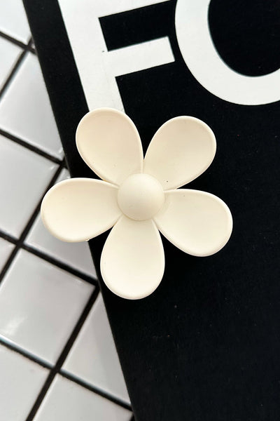 Heidi Claw Clip - Cream – Thats So Fetch AU